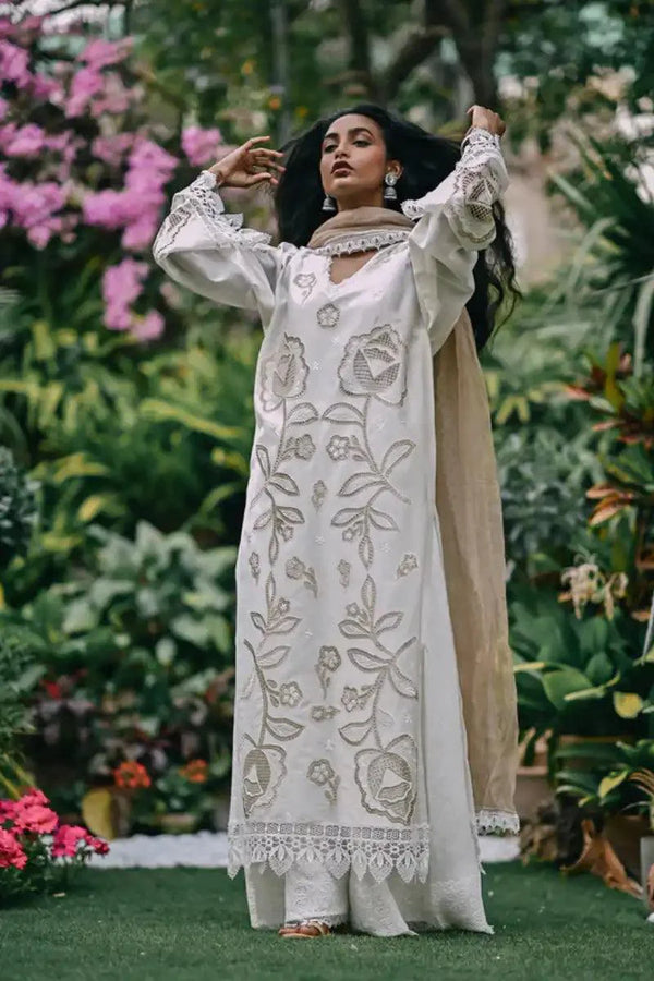 Sanam Chaudhri - Gul-e-Chandni - Cotton - 3 Piece – Studio by TCS