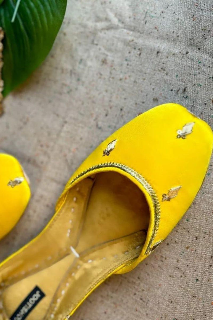 Pakistani Wedding Shoes | Pakistani Slippers | Free Shipping – Studio ...