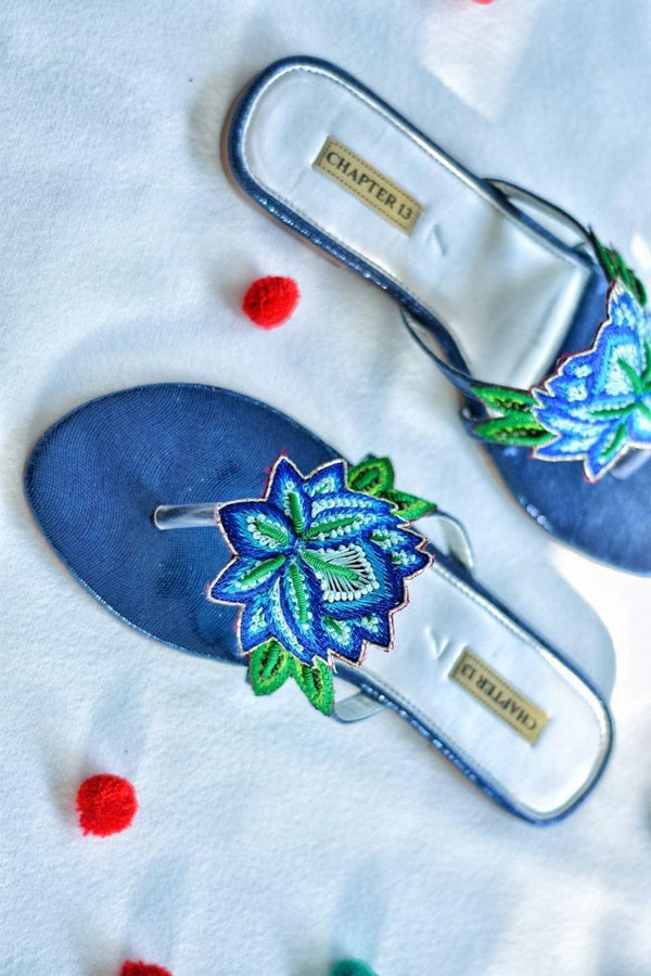 Chapter 13 - Neela Phool - Flats - 19242 - Blue – Studio by TCS
