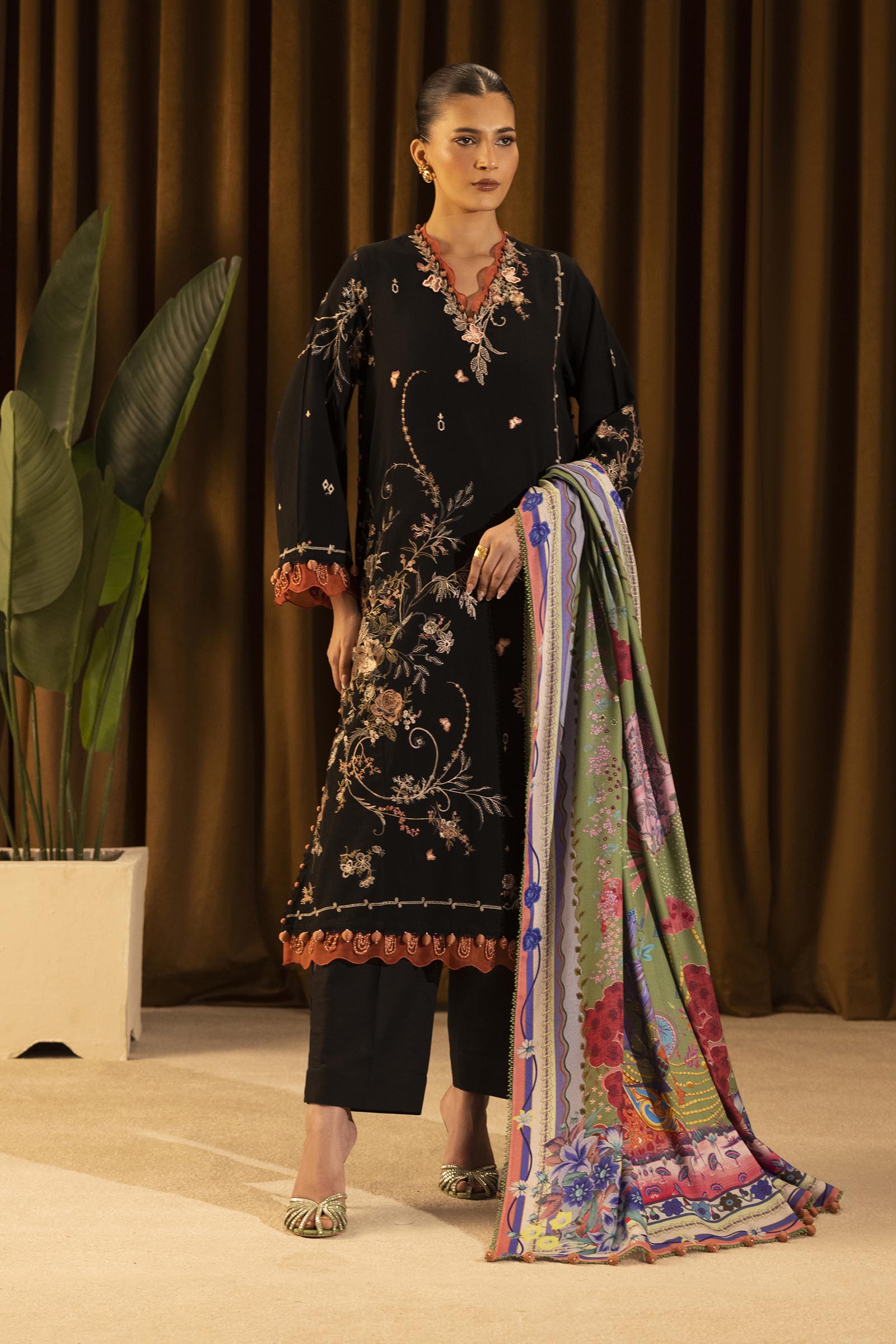 Sana Safinaz - Slub Muzlin - 3 Piece - Unstitched - M253-006A-3Cp ...