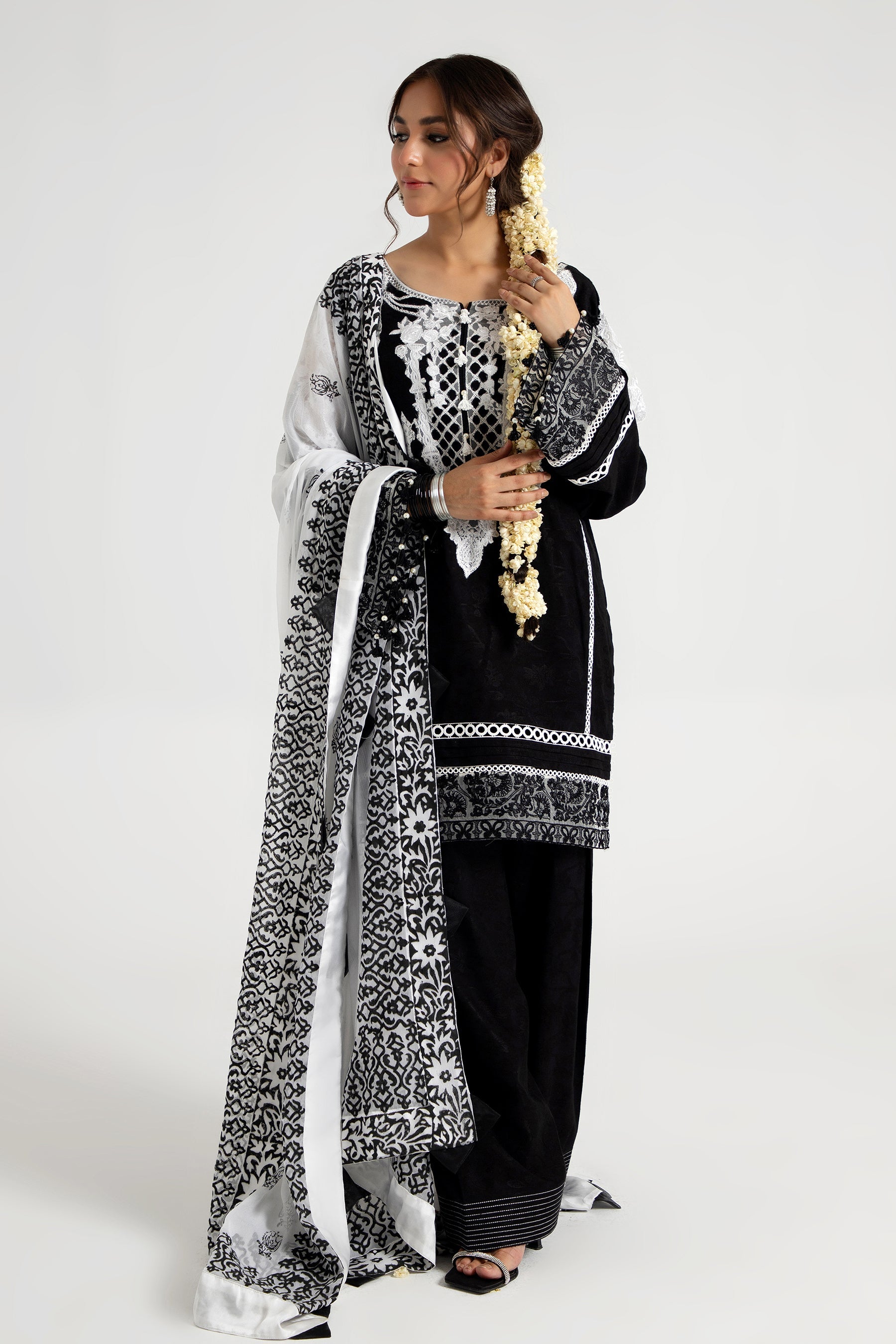 Arif Ashraf - Siyah - Black - Self Jacquard and Chiffon - 3 Piece ...